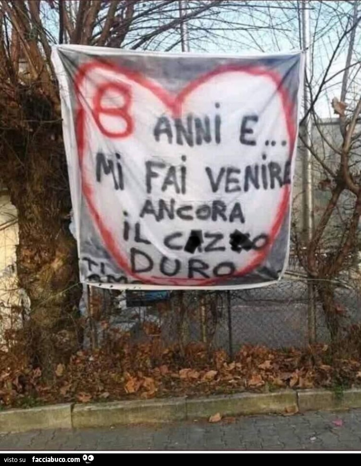 Le dediche d'amore quelle belle davvero, commoventi e tenere.. no ...